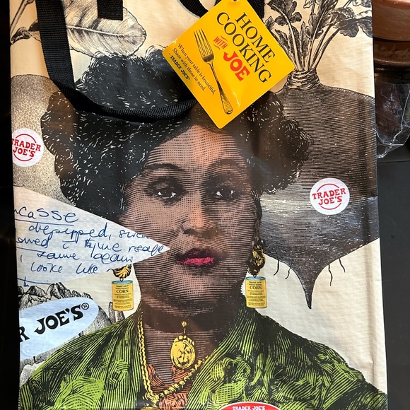 Trader Joe’s | Bags | Trader Joes Bag Womens History Limited Edition ...